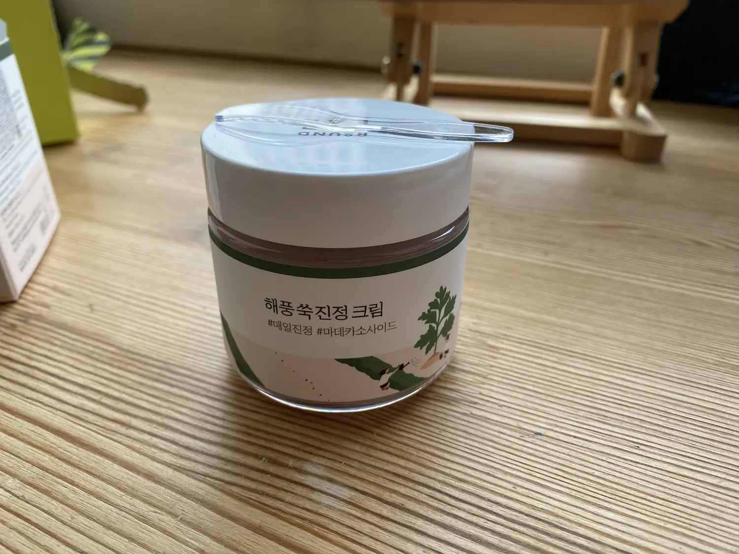 Round Lab Mugwort Calming Moisturizer (Ingredients Explained)